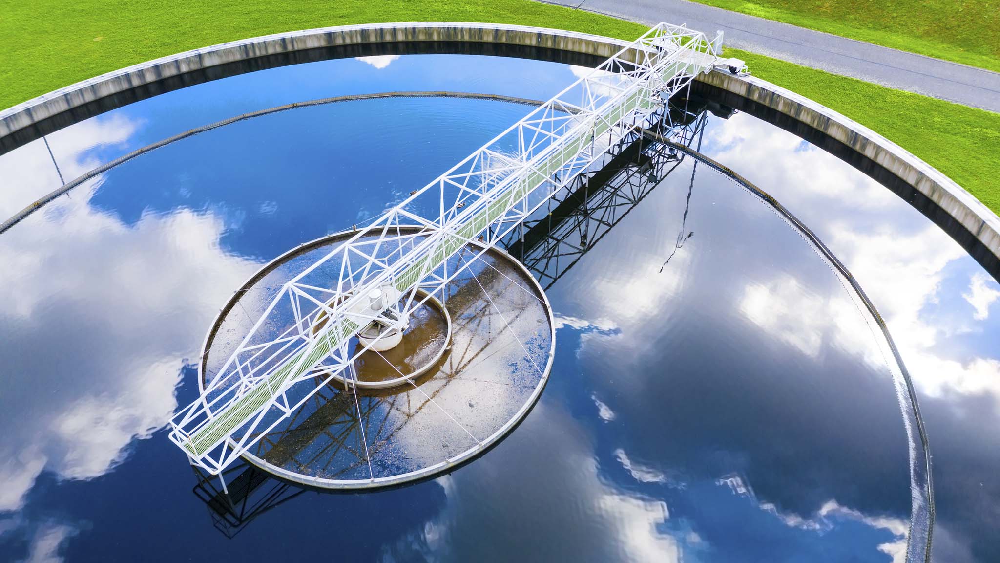 Decision Support Tools for Life Cycle Management of Water ...